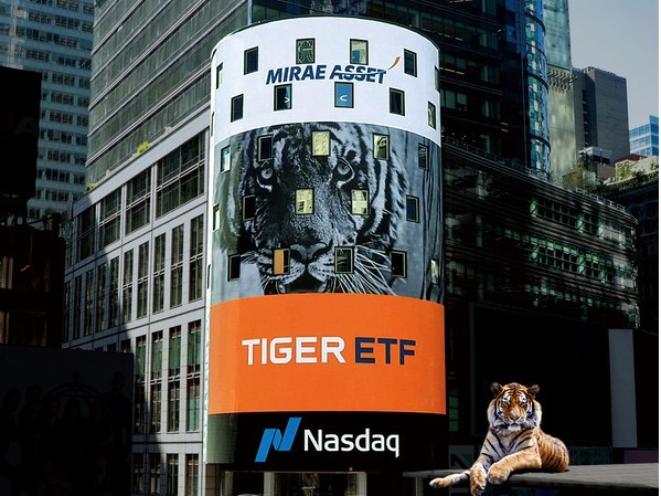 ‘챗GPT’ 열풍에 미래자산 TIGER ETF 3종 수익률도 ‘고공행진’