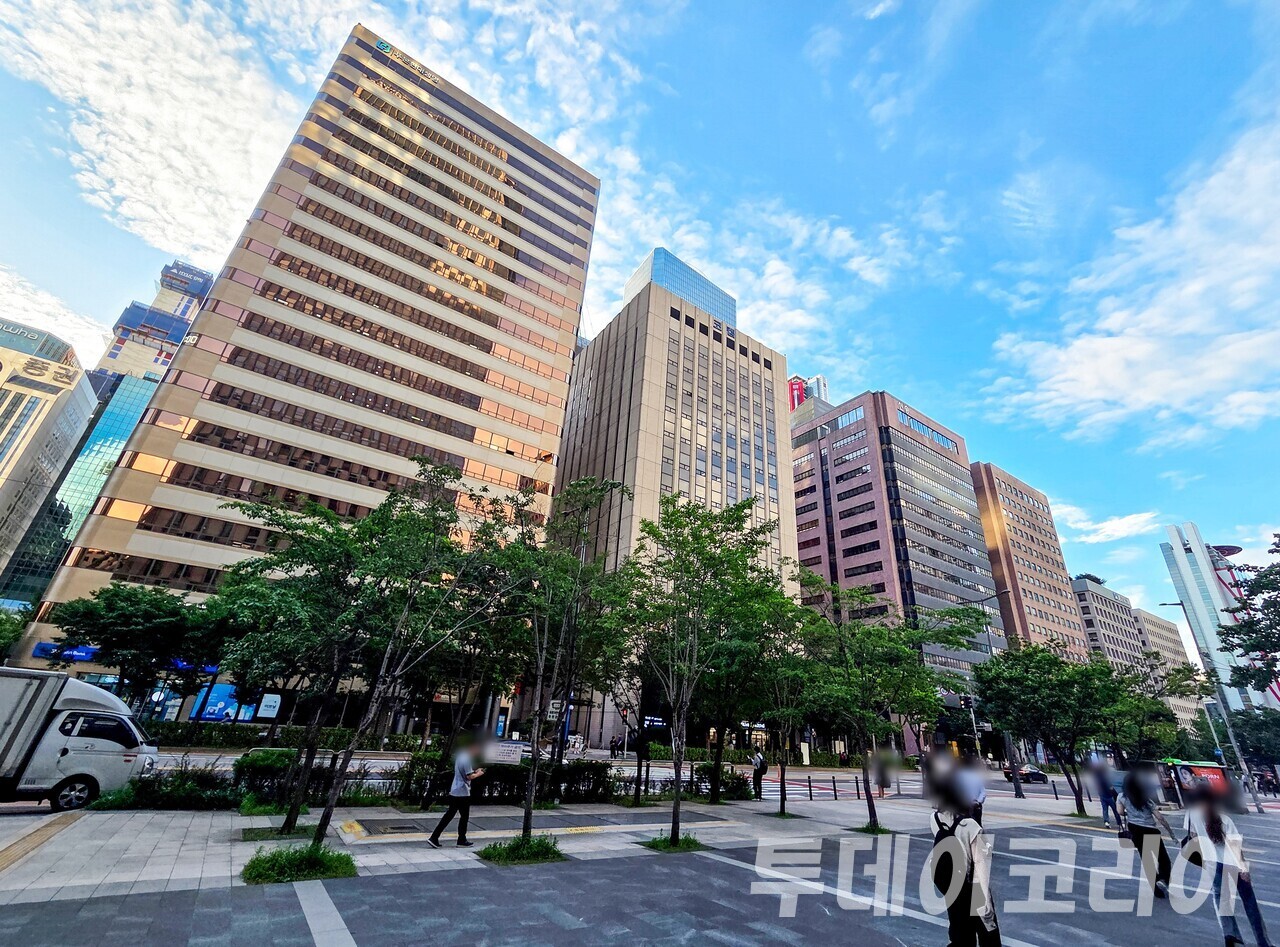 [투데이's 특징주] 삼화콘덴서, AI향 MLCC 호황 기대감에 ‘상한가’