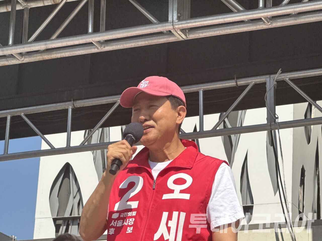 2026 시·도지사 선거, 민주 12곳 압승했지만 서울 내줘···국힘 4곳 ‘선전’(종합)